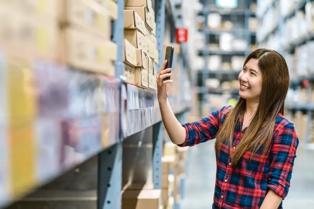 Warehouse Logistics: Methods for Warehousing Management